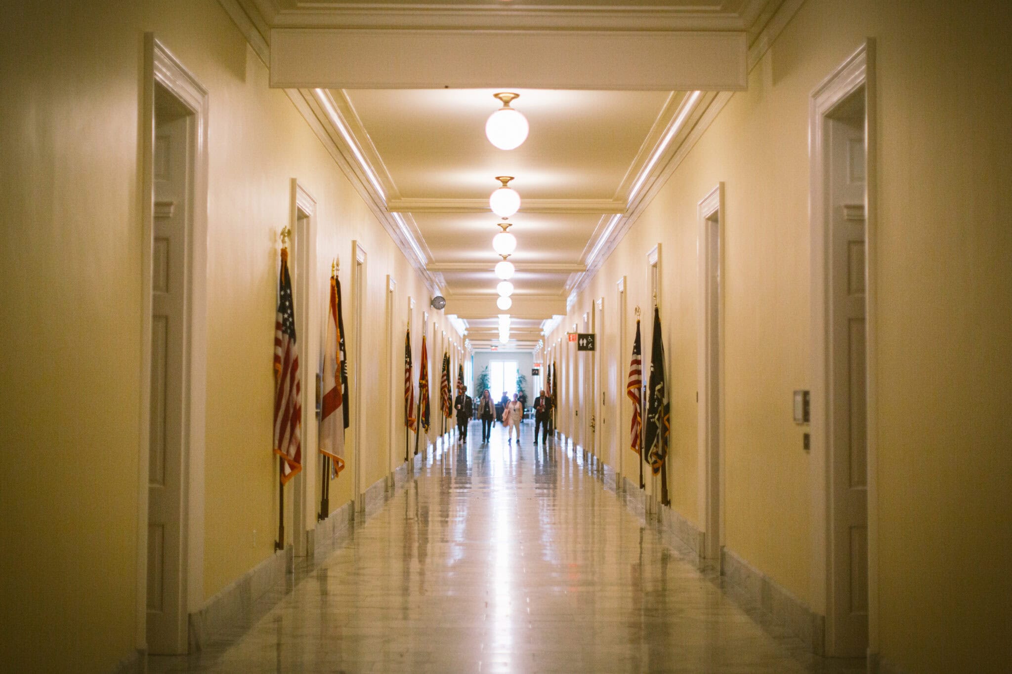 Washington State Advertising Tax Takes Effect October 2025 – Interim ...